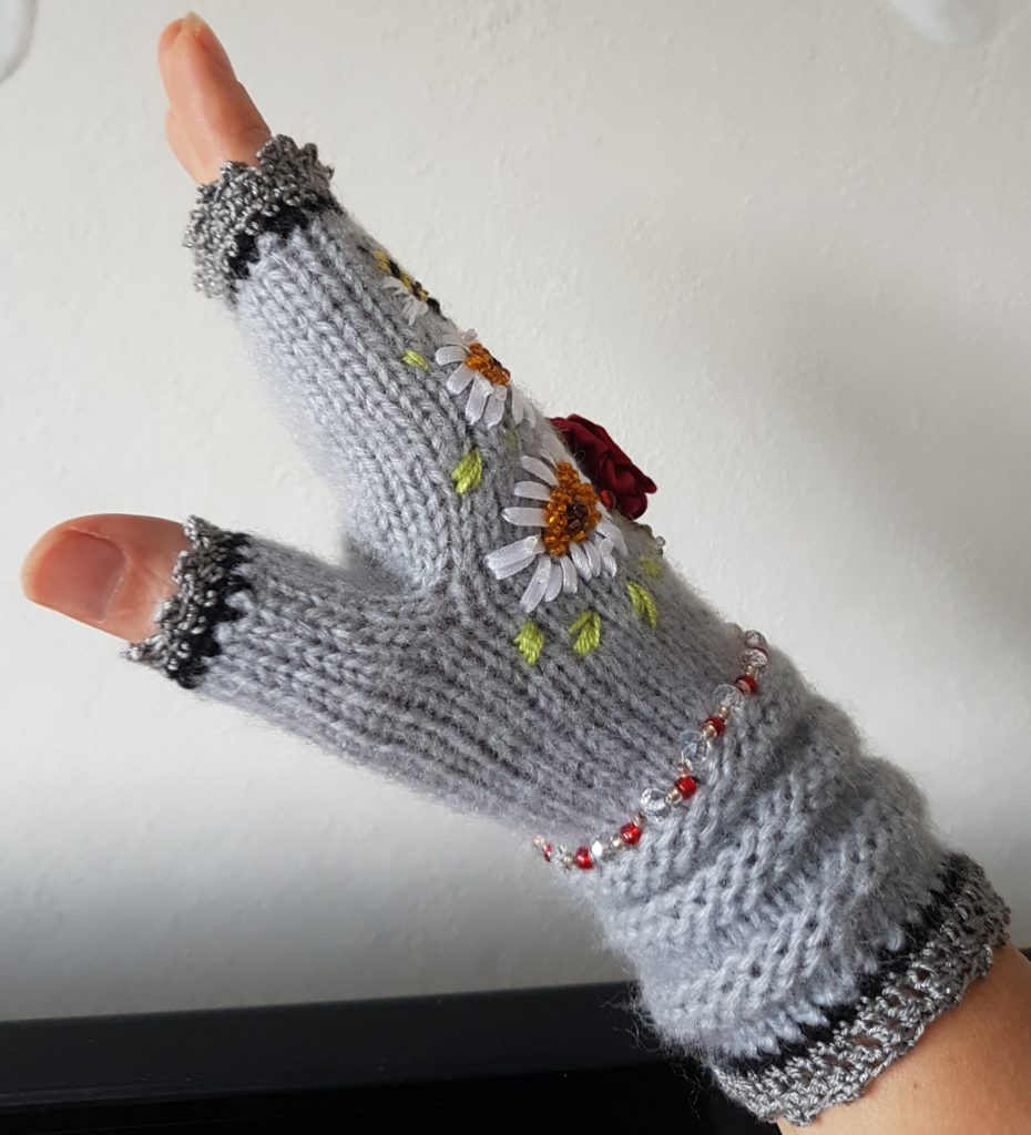 Gray Mittens with embroidery , with red Roses, Bees. Sold. - MilaMirosh
